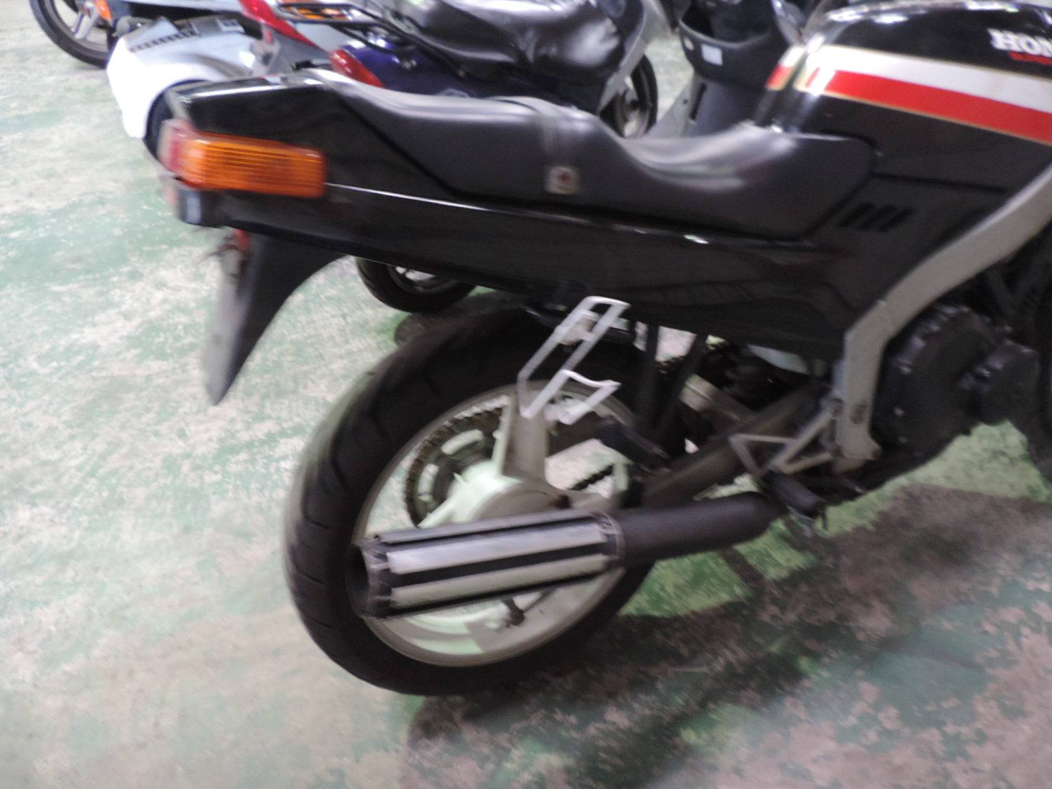 MC14 CBR250F 202309130251 - オートコレクション