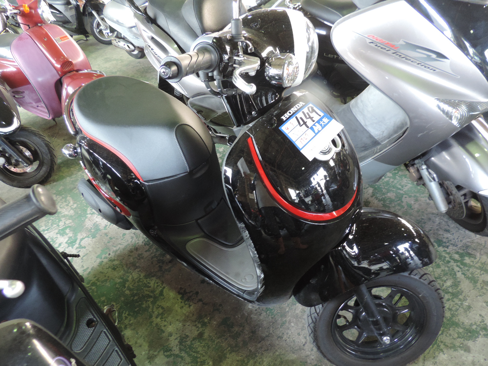 AF77 右傷 距離少ない ジョルノ くま 202504090449 - オートコレクション